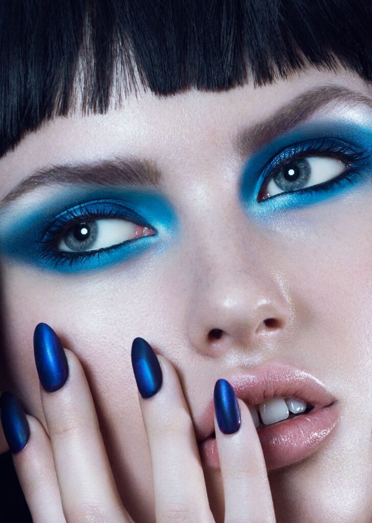 Azul Nail Art: Dicas de tons para usar a tendência | Hypnotique