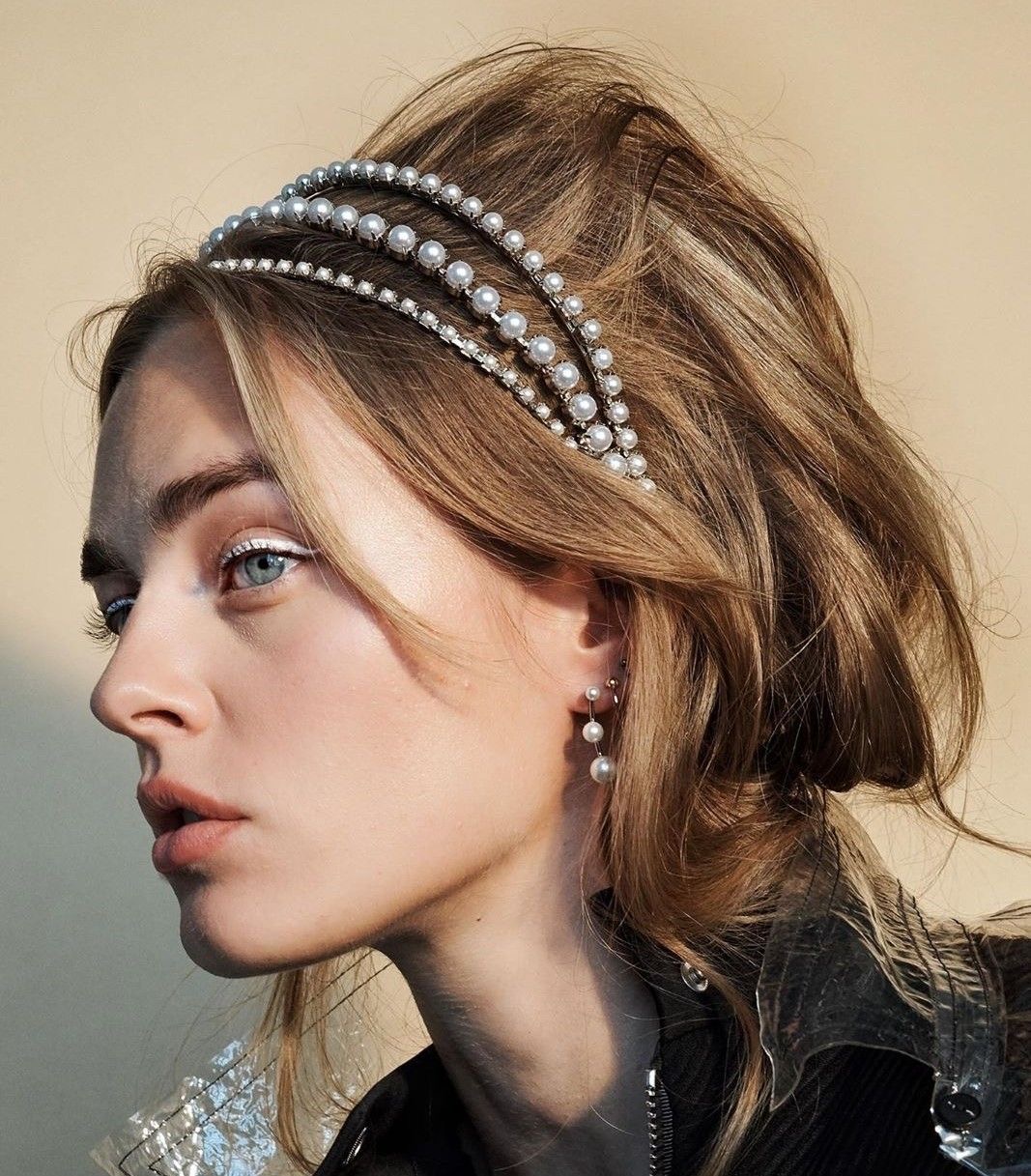 Tiaras de cabelo são acessórios essenciais; confira dicas para ...